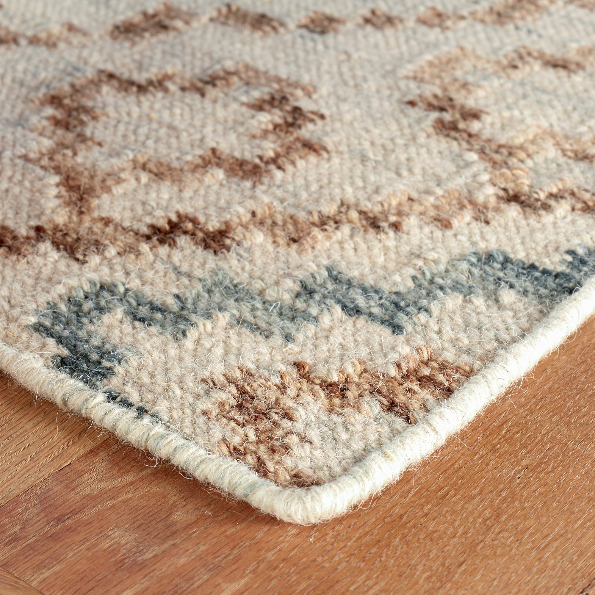 Jelly Roll Sky Woven Wool Rug – Maine Cottage